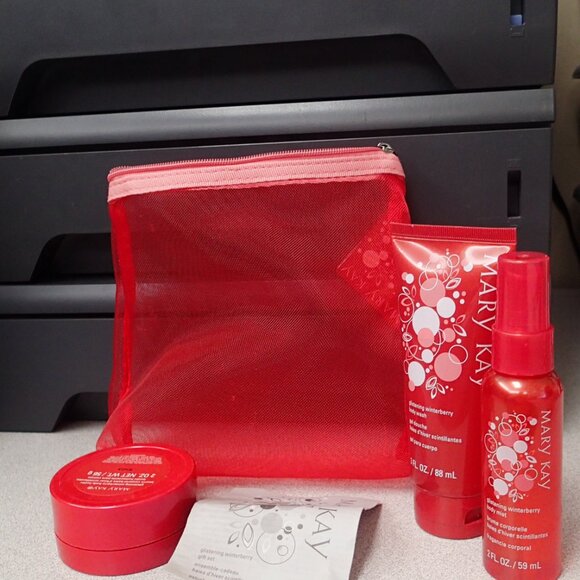 Mary Kay | Skincare | Mary Kay Glistening Winter Berry Gift Set | Poshmark